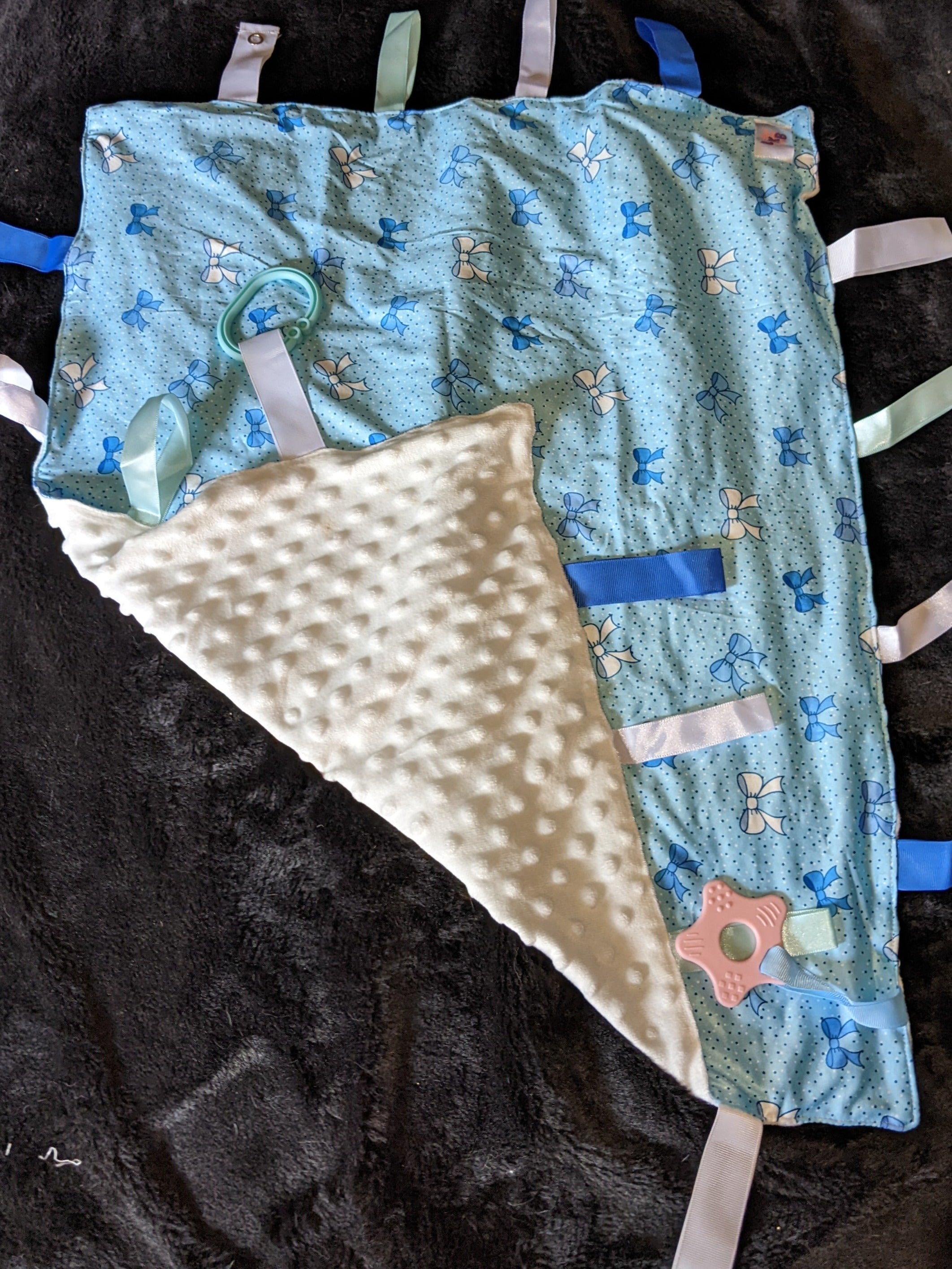 Lil Pretty Bows Security Sensory Blanket | LKB Boutique